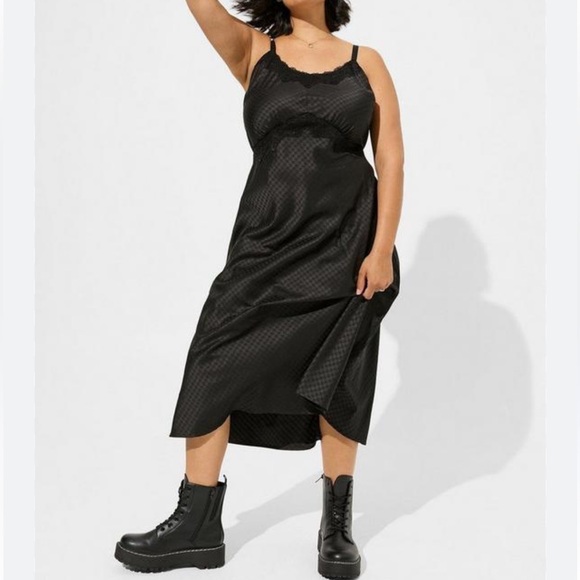 torrid | Dresses | Torrid Black Lace Trim Cami Style Midi Dress | Poshmark